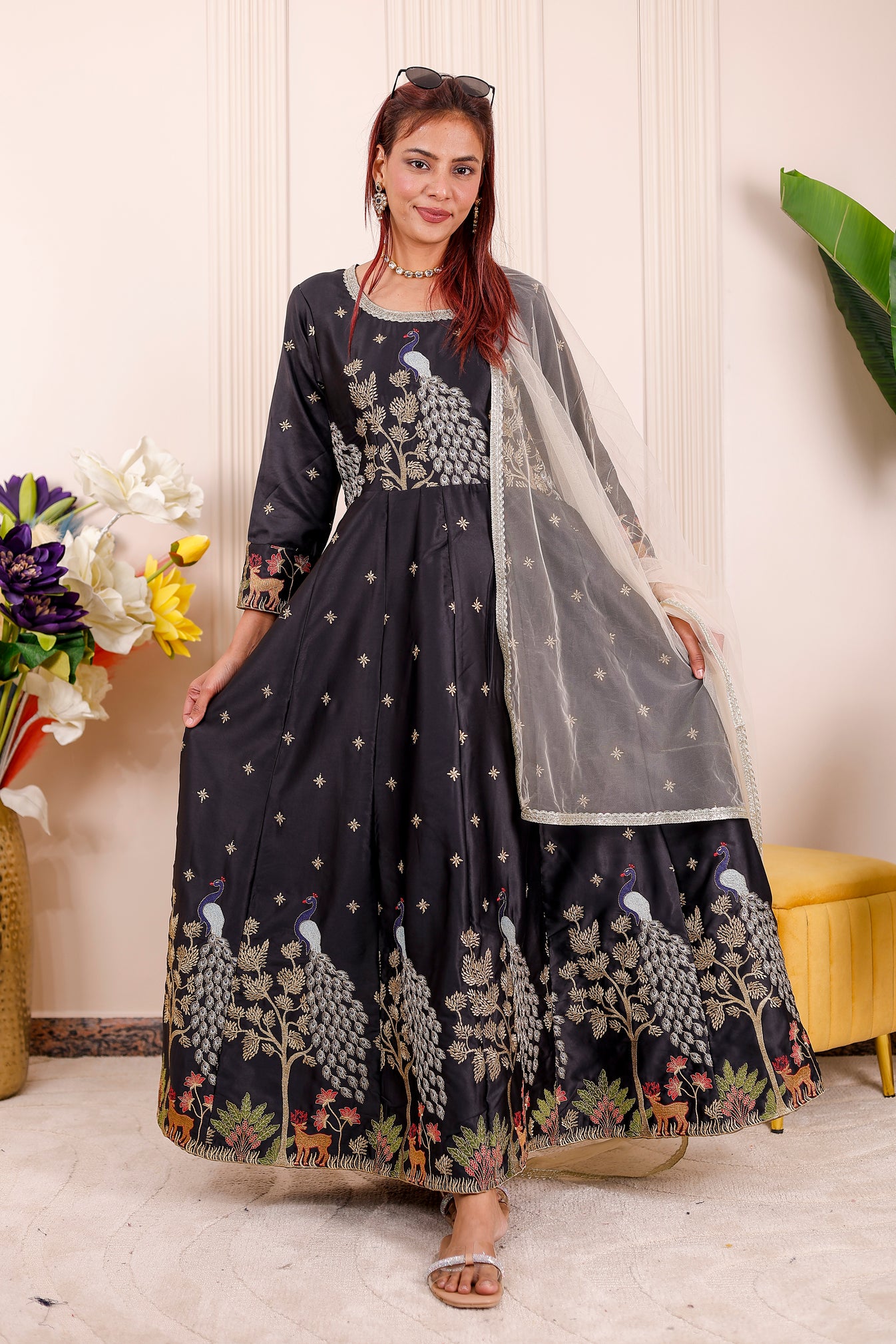 Midnight Black Peacock Embroidered Women dress Outfits 🦚 👨‍👩‍👧‍👦 ...